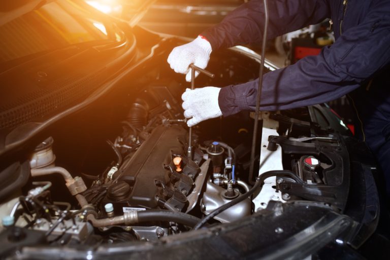 More Young Women Choosing Automotive Careers | The Global Recruiter